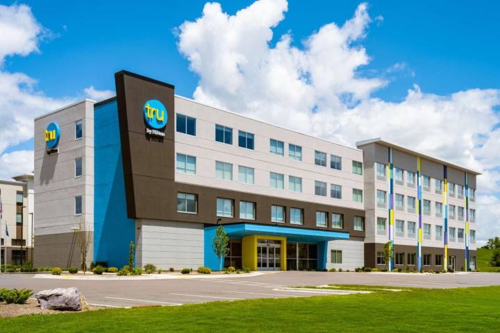 Tru By Hilton Wisconsin Dells - Lake Delton, WI