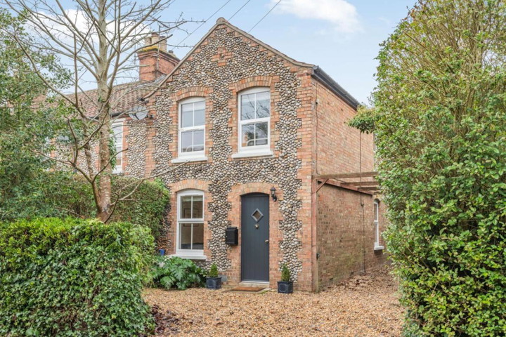 2 Bed In Holt Oc-2377 - Holt