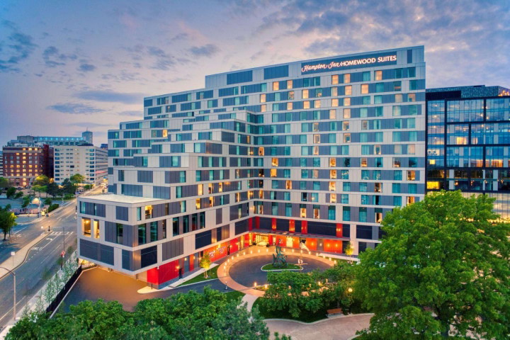 Hampton By Hilton At The Boston Seaport District - Somerville, MA