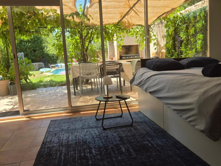 Studio With Pool And Quiet, Non-shared Garden, 1 Lit Double - Fuveau