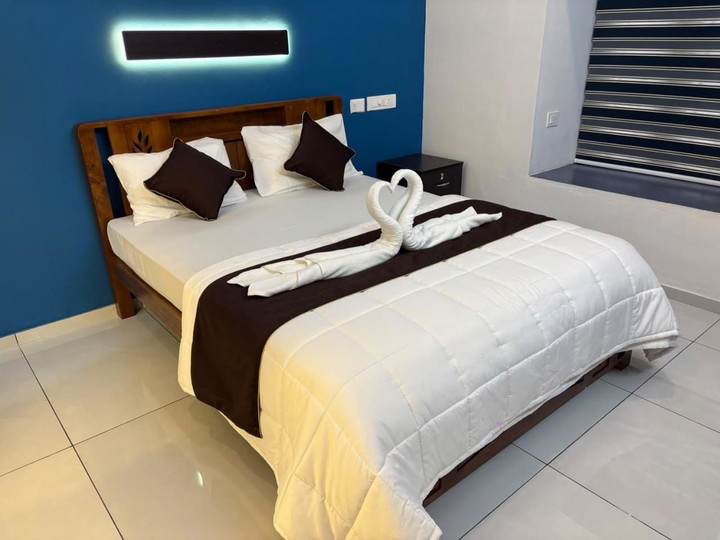 Nilavu Varkala - Budget Homestay Near South Cliff Cafes & Beach - Varkala