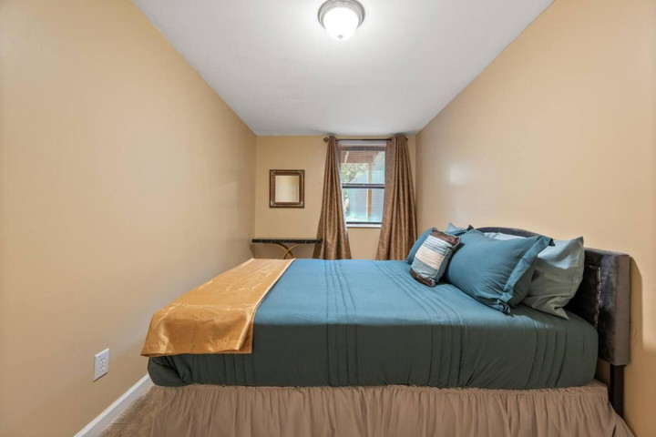 Cozy Two Bedroom In Brooklyn - New York City
