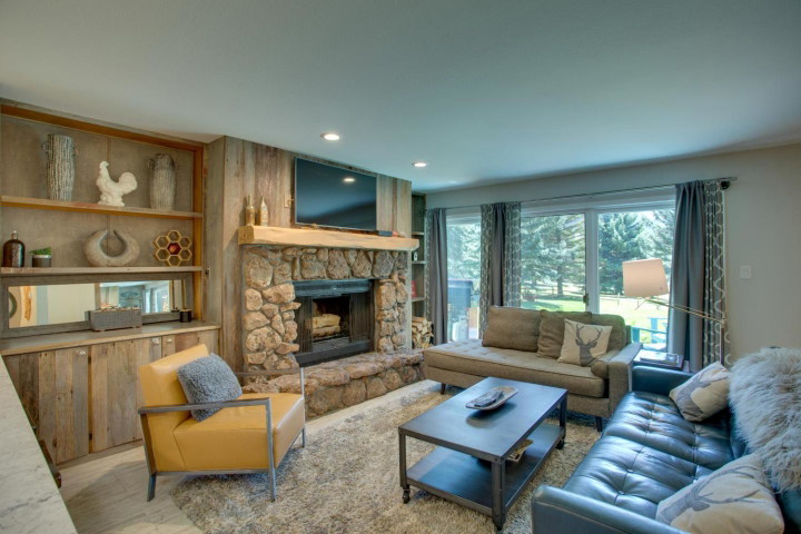Walk To Beaver Creek Shuttle! Avon Condo W/ Deck - Avon, CO
