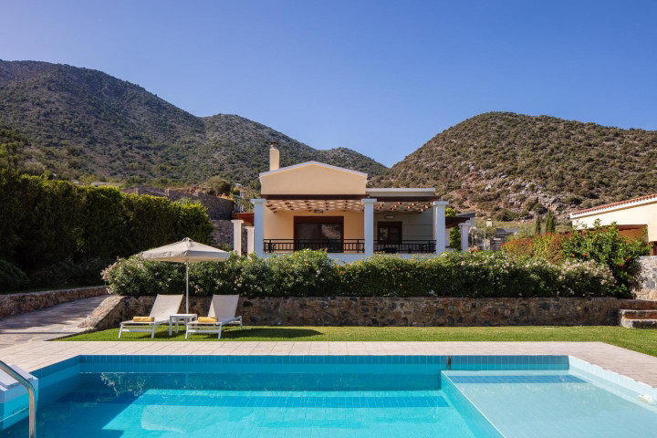 Real Dream Villas, Cretan Gems With Seaviews, By Thinkvilla - Grecia