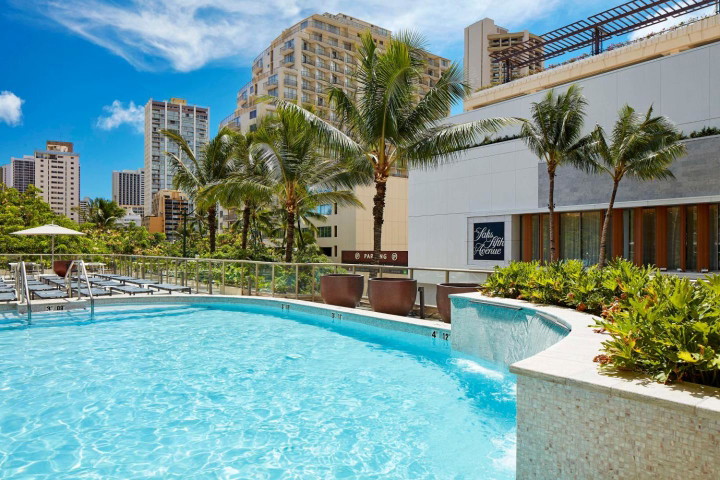Hilton Garden Inn Waikiki Beach - Kailua, HI