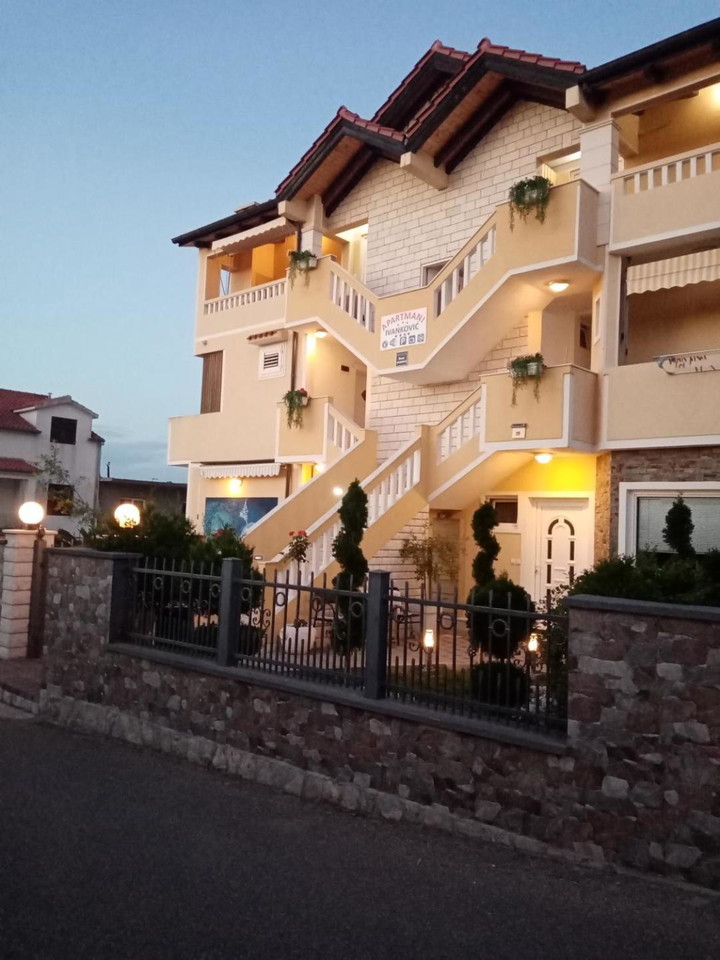 Apartments Ivanković - Croatia