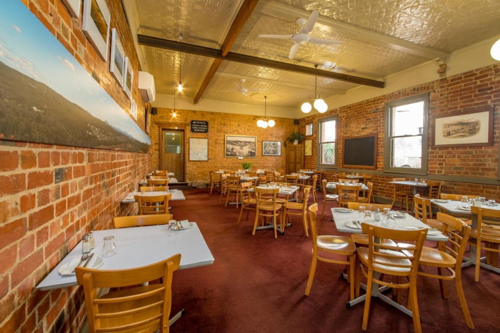 American Hotel Creswick - 밸러랫