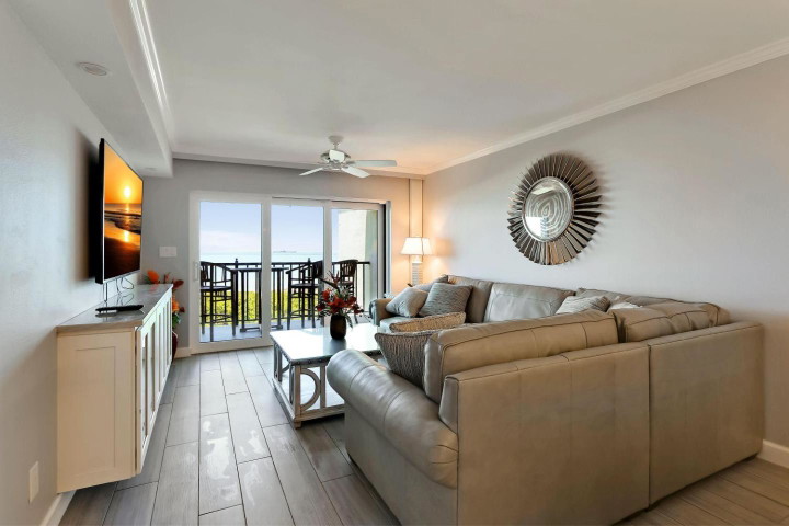 Land's End 10-403 Beach Front - Premier - Pinellas Park, FL
