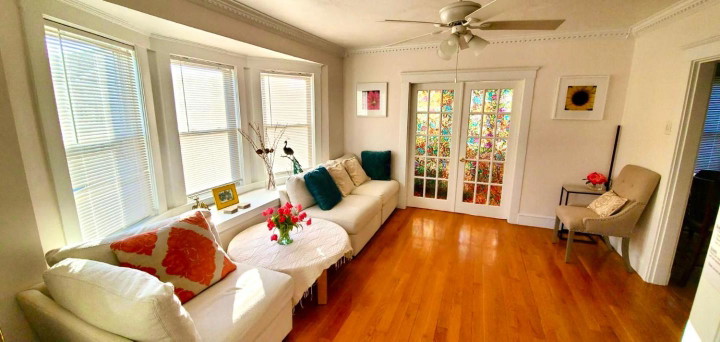 Near Train Station Gorgeous 3-bedroom Apartment With Patios - Hull, MA