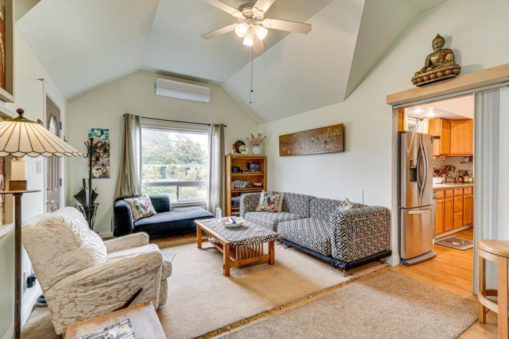 7 Mi To Dtwn Portland: Quiet Yet Central Home - Lake Oswego, OR