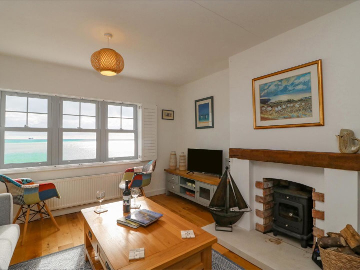 Beach Retreat - Dorchester