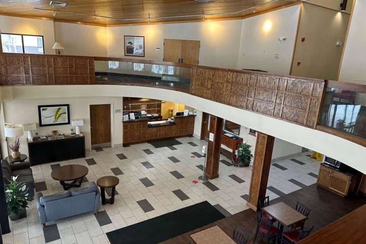 Baymont By Wyndham South Bend Near Notre Dame - South Bend, IN