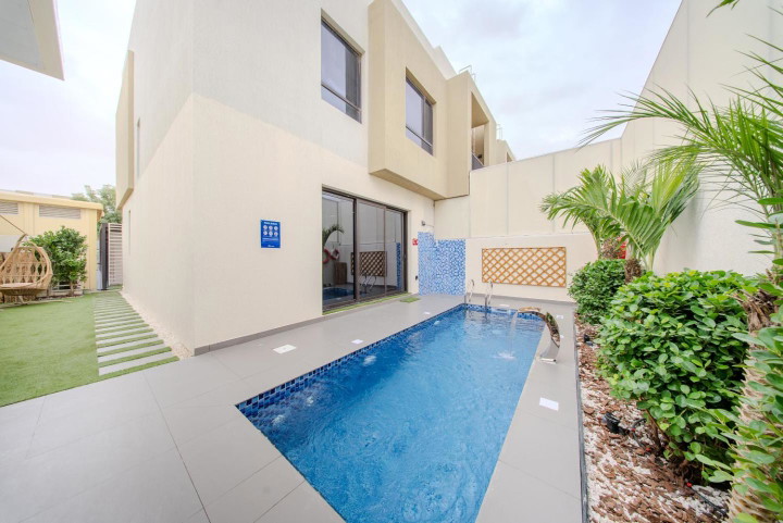 3br Amazing Villa - Private Pool - 3wc - Bbq Pit - Sharjah