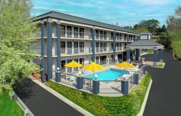 Clarion Pointe Biltmore Village - Asheville, NC