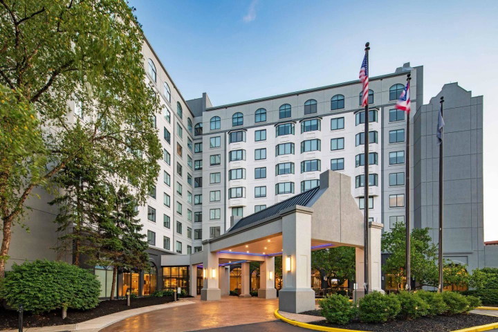 Sheraton Suites Columbus Worthington - Dublin, OH