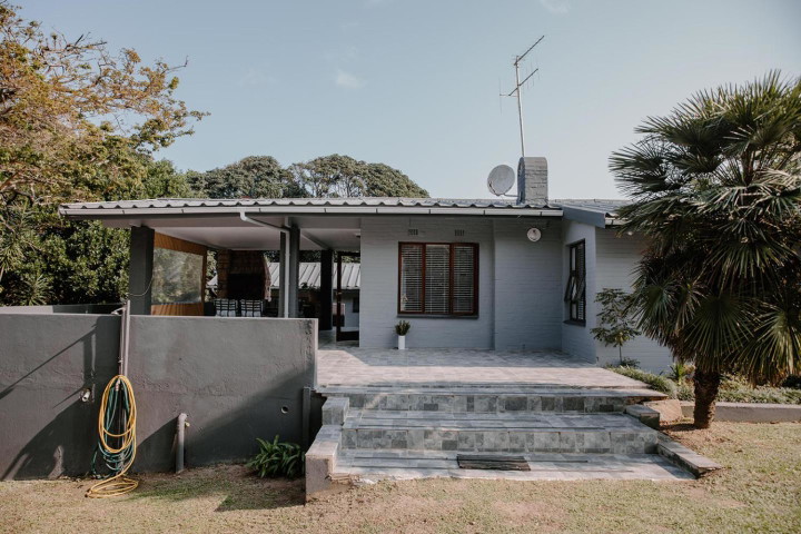 Sea La Vie- Beach Cottage - Port Edward