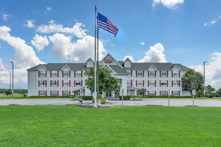 Lancaster Inn & Suites - Wrightsville, PA