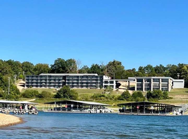 Lake Norfork Resort - Mountain Home, AR