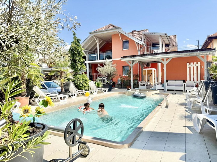 Lelle Udvar 1 Ac Free Parking - Balatonlelle