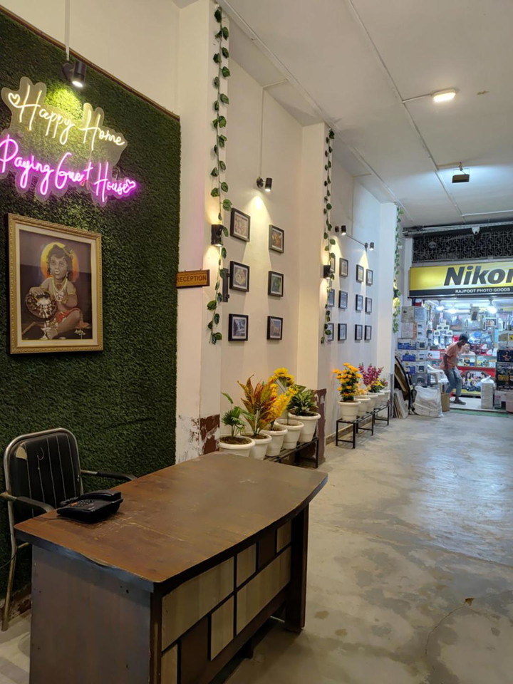 Happy Home Paying Guest House - Varanasi