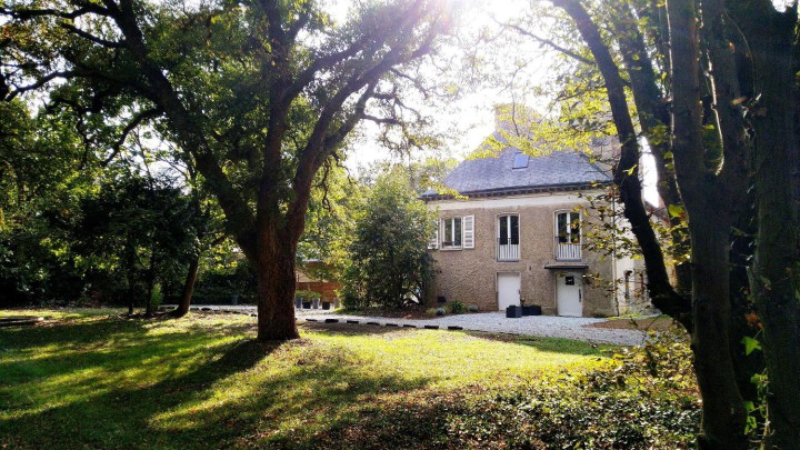 Kastellren - Rennes - Grand Parking Privé - Rennes