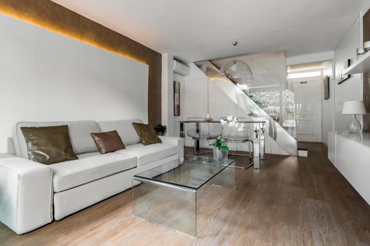 Chalet Independiente De Diseño Con Patio Privado - Madrid