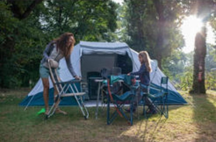 Les Hortensias Grande Tente Familiale 2 Chambres Et Séjour Sur Camping Familial Près Des Plages - Côtes-d'Armor