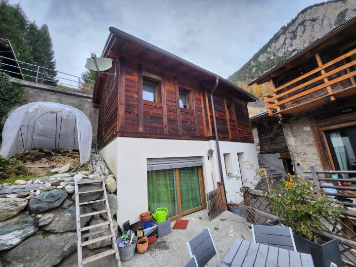 Chalet En Montagne - Canton du Valais