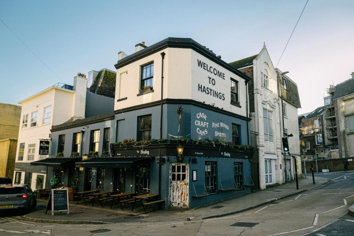 The Doghouse Inn - St Leonards