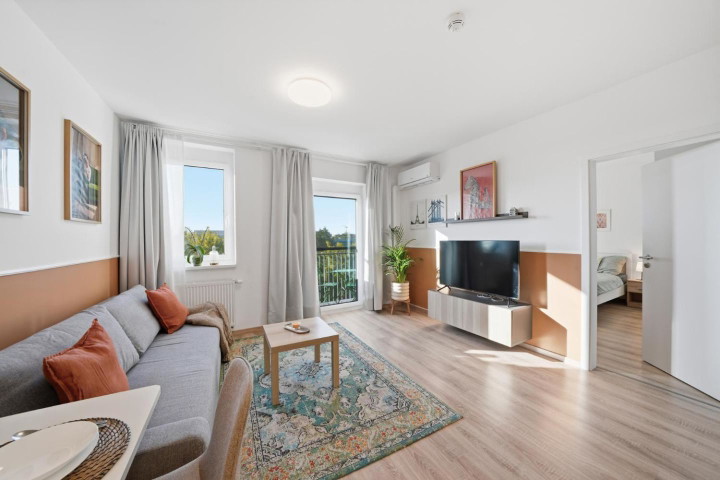 Pilot Apartment - With Parking - Bratislava