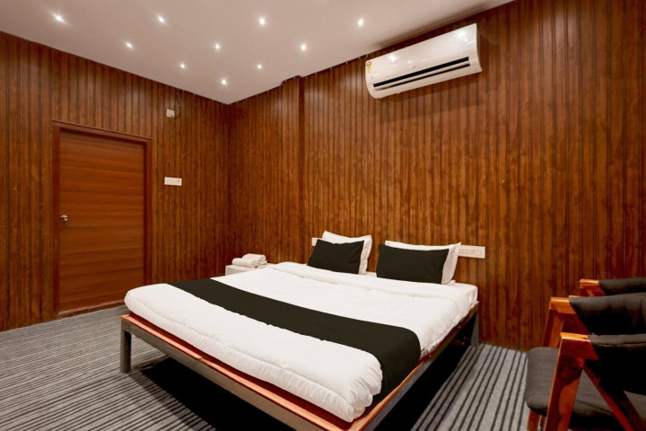 Hotel O Prakruthi Vedika - Rajahmundry