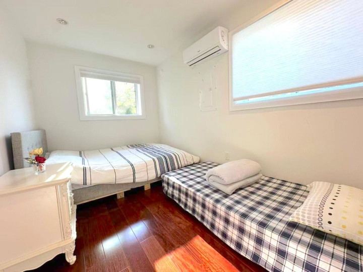 Bright & Cozy 2-bed Room Close To Ubc, Transit, Beach And Downtown - West Vancouver