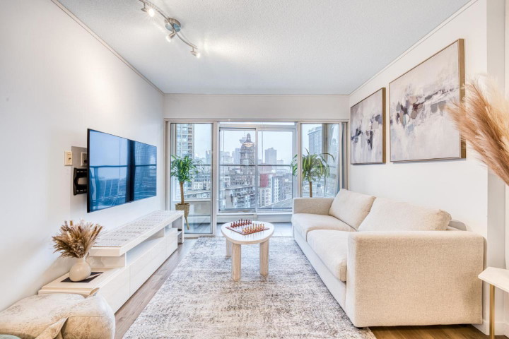 Chic Bright Condo Next To Bc Place & Free Parking - Vancouver