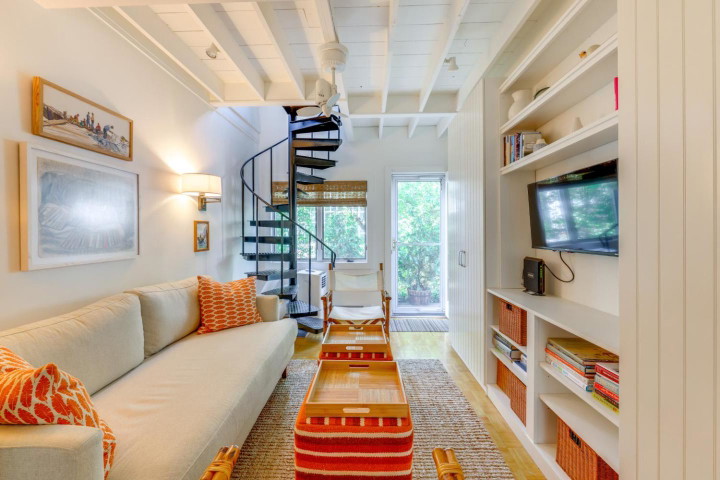 Steps To Commercial St! Lofted Provincetown Gem - Provincetown, MA