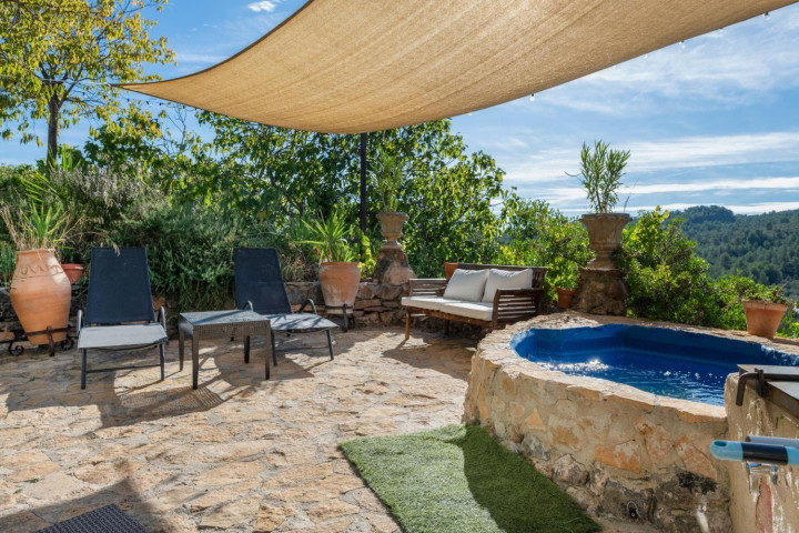 La Casa De Piedra - Altura, Spain