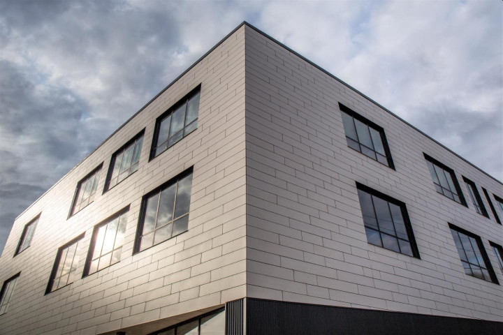 Hew & Draw Hotel - Corner Brook
