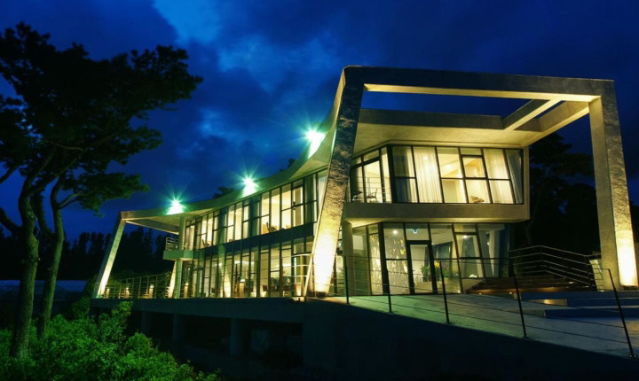 Jeju Bom Stay & Art Gallery - Jeju-do