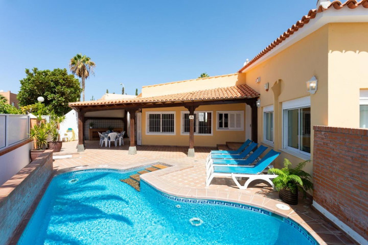 Casa Ajabo With Heateable Pool - Guía de Isora