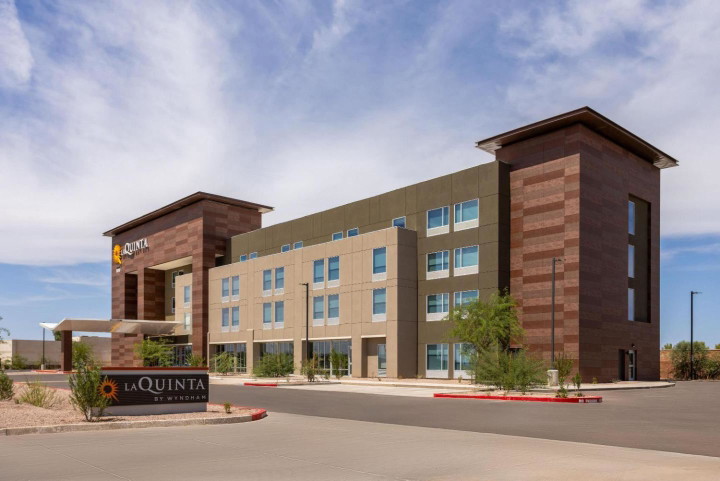La Quinta Inn & Suites By Wyndham Phoenix West Glendale - Phoenix, AZ