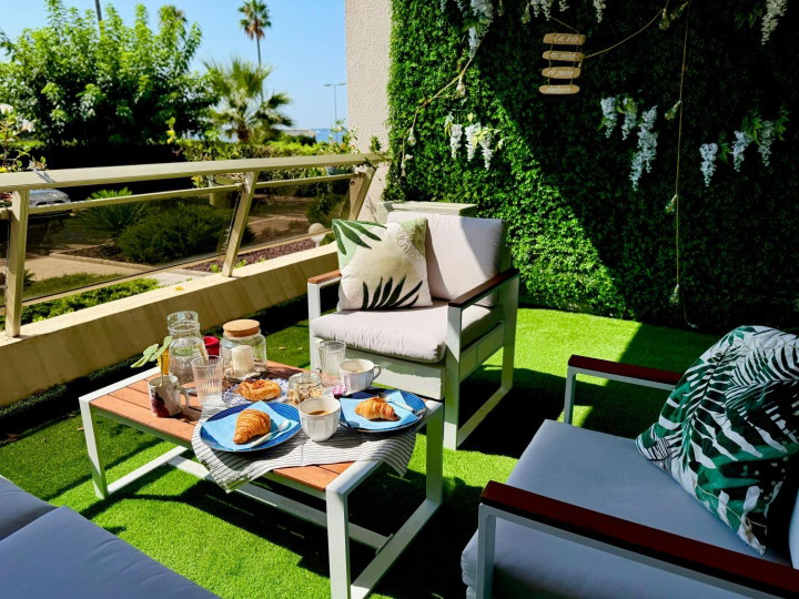 Beach Studio In Golfe-juan Near Cannes And Antibes - Mougins