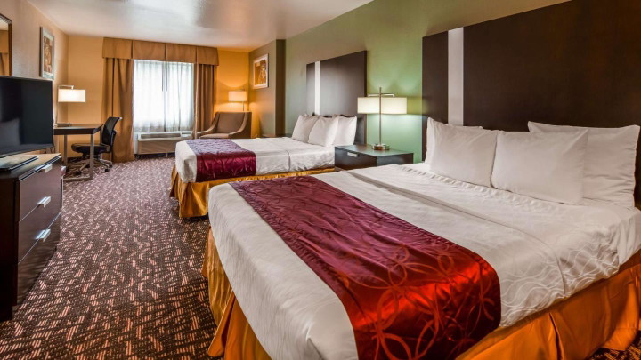 Best Western Plus The Woodlands - The Woodlands, TX