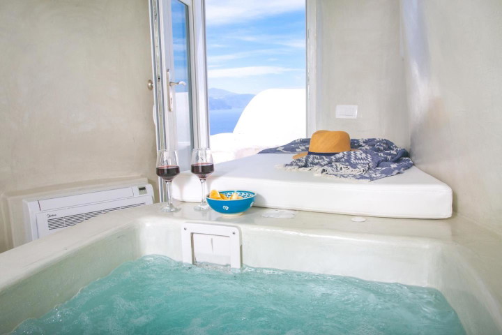White Cave House - Oia