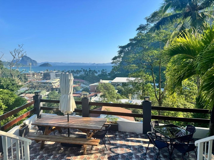 Cashew Blossom Boutique Guest Home - El Nido