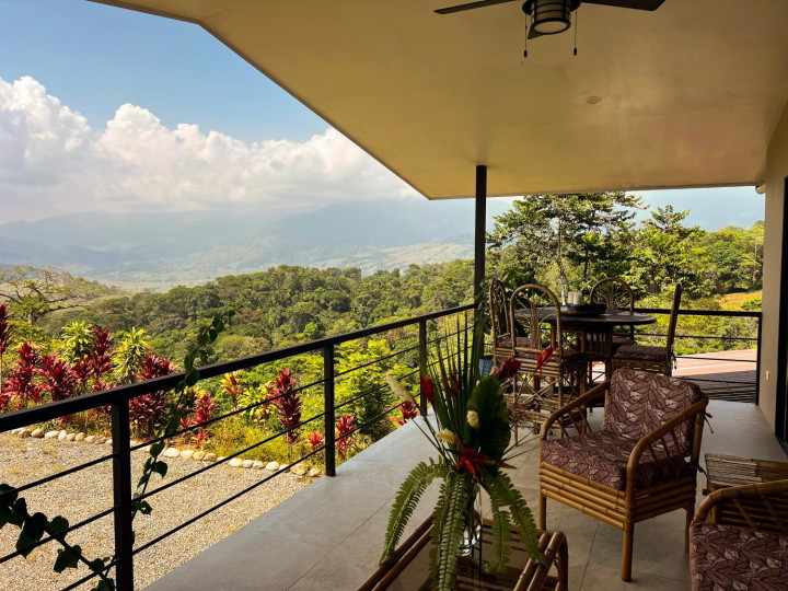 Luxury In The Jungle - Costa Rica