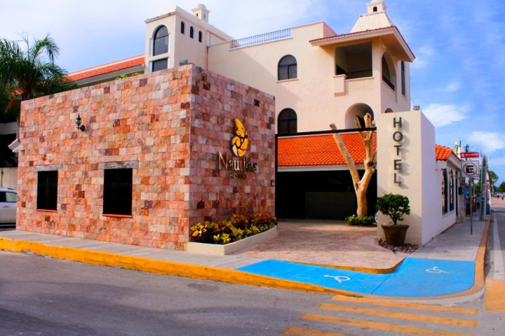 Hotel Nautilus - Playa del Carmen