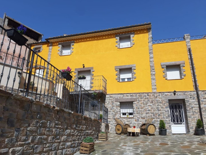 Apartamentos Rurales Parajes De Piedra - Nuévalos