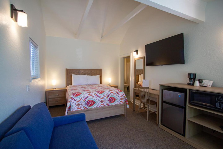 Harbor Inn - Santa Cruz, CA