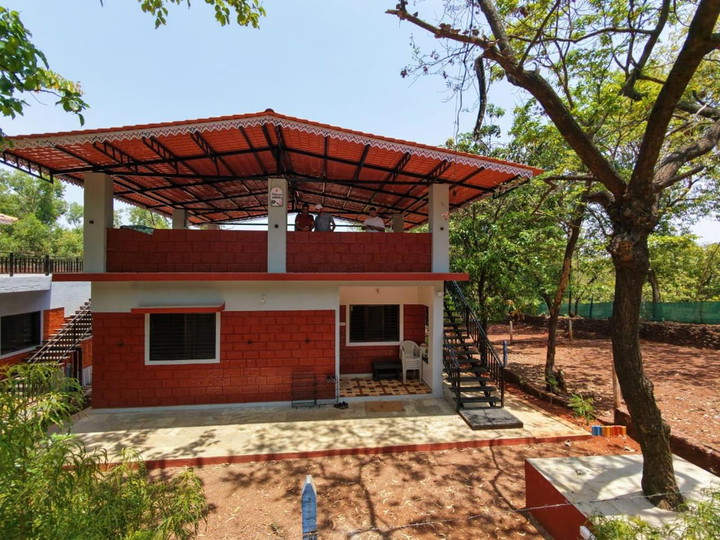 Nature Nest Retreat & Peaceful Family Home - Dapoli