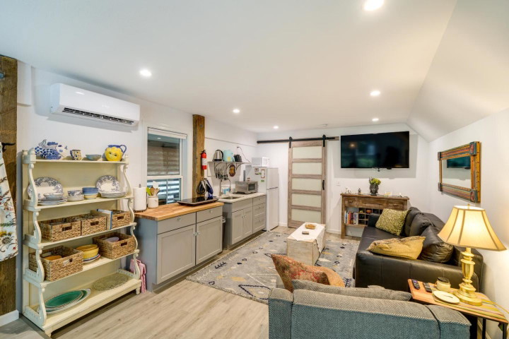 Kitty Hawk Vacation Rental W/ Pool - Duck, NC