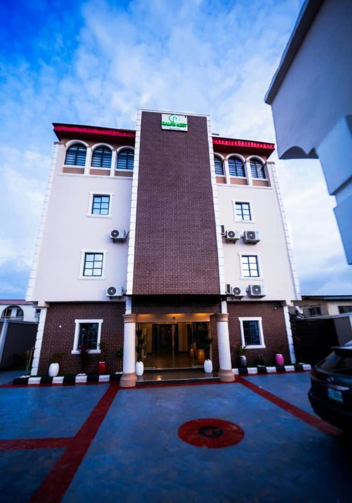 Ralphnest Suite & Lounge Limited - Nigeria